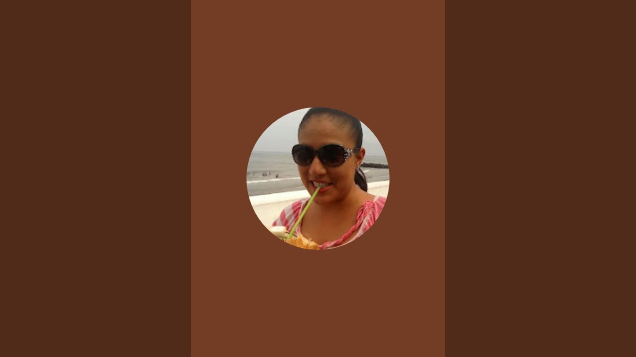 monica camacho *Monet* está en vivo - YouTube