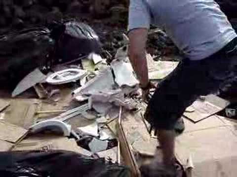 toilet smash - YouTube