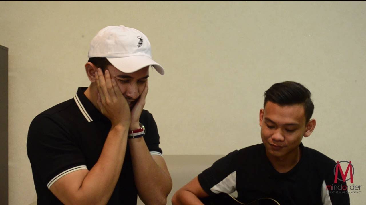 Nazrief Nazri Unplugged 'Jodoh Pasti Bertemu' - YouTube