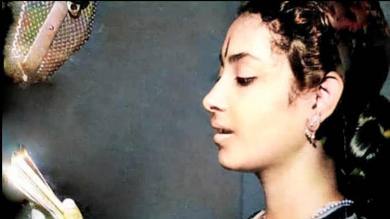 Jo Main Aisa Jaanti & Andhiyaari Kaari Raat Mein Geeta Dutt Film Nakhre ...