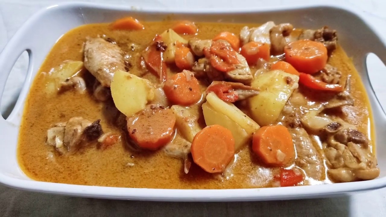 Yummy Chicken Caldereta | CheRecipes - YouTube