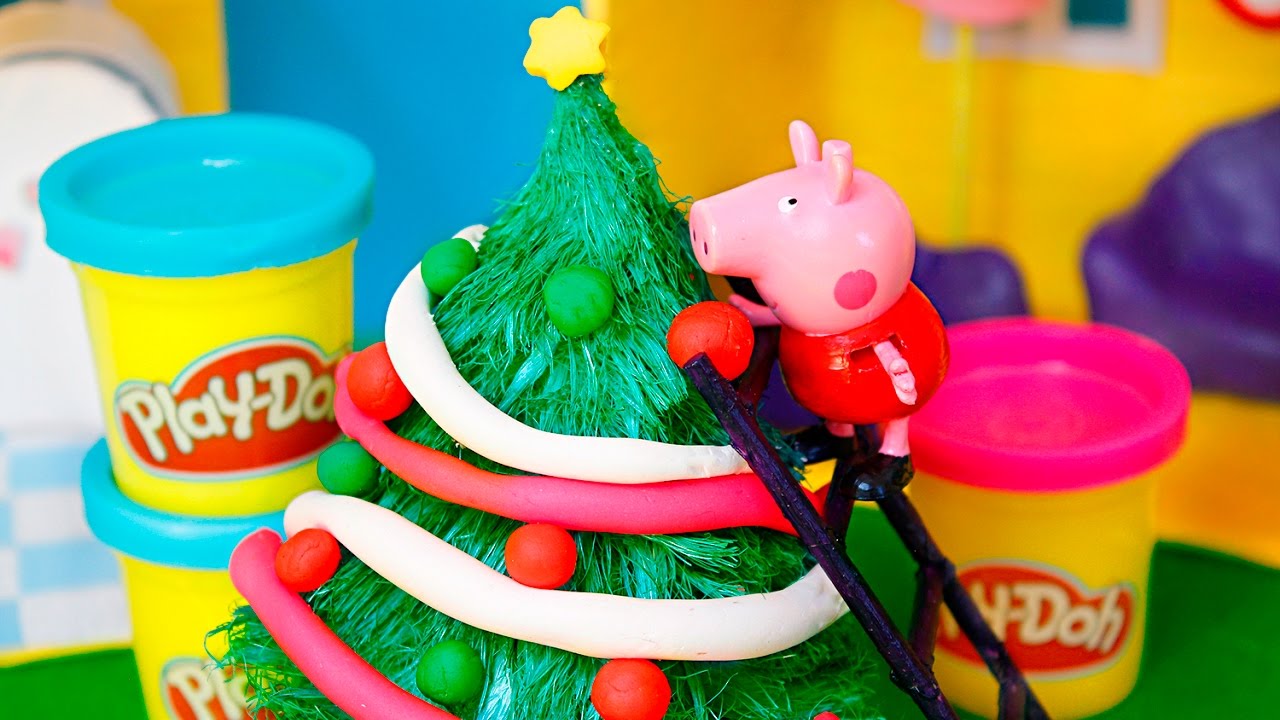 Decorando el Árbol de Navidad con Peppa Pig en la casa de la familia ...