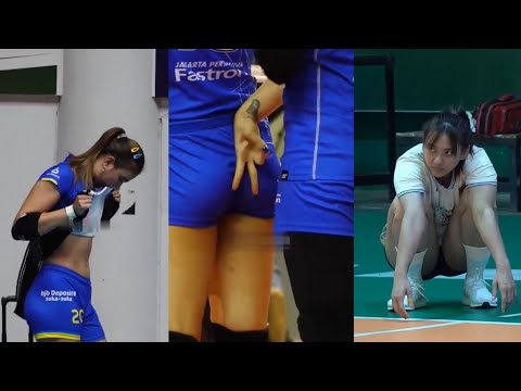 Yolla Yuliana || Shella Bernadetha  Hot Moments #shellabernadetha #yollayuliana #trending