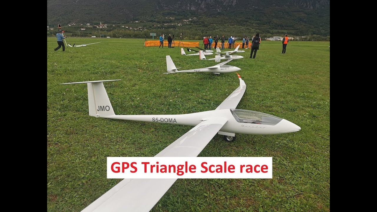 GPS Triangle race in Vipava - YouTube