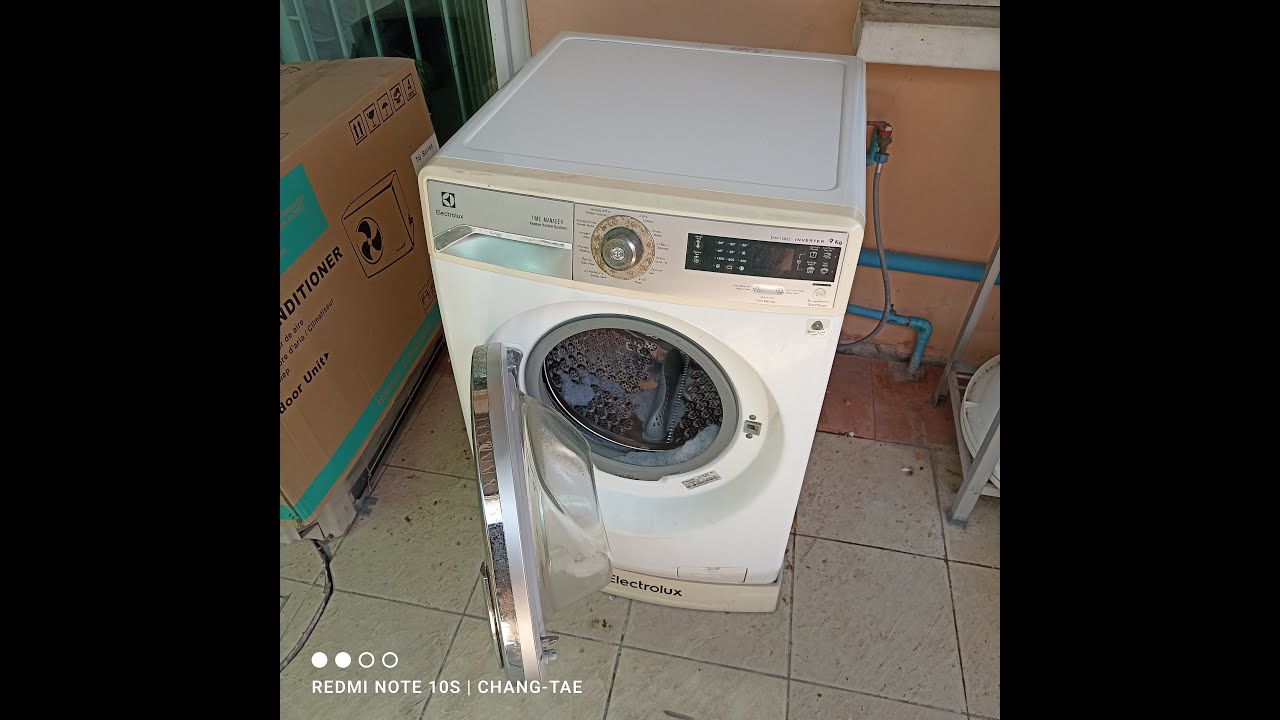 11-05-2023 ซ่อมเครื่องซักผ้า Electrolux 9kg.รุ่น EWF12932 ปั่นแห้งเสียง ...