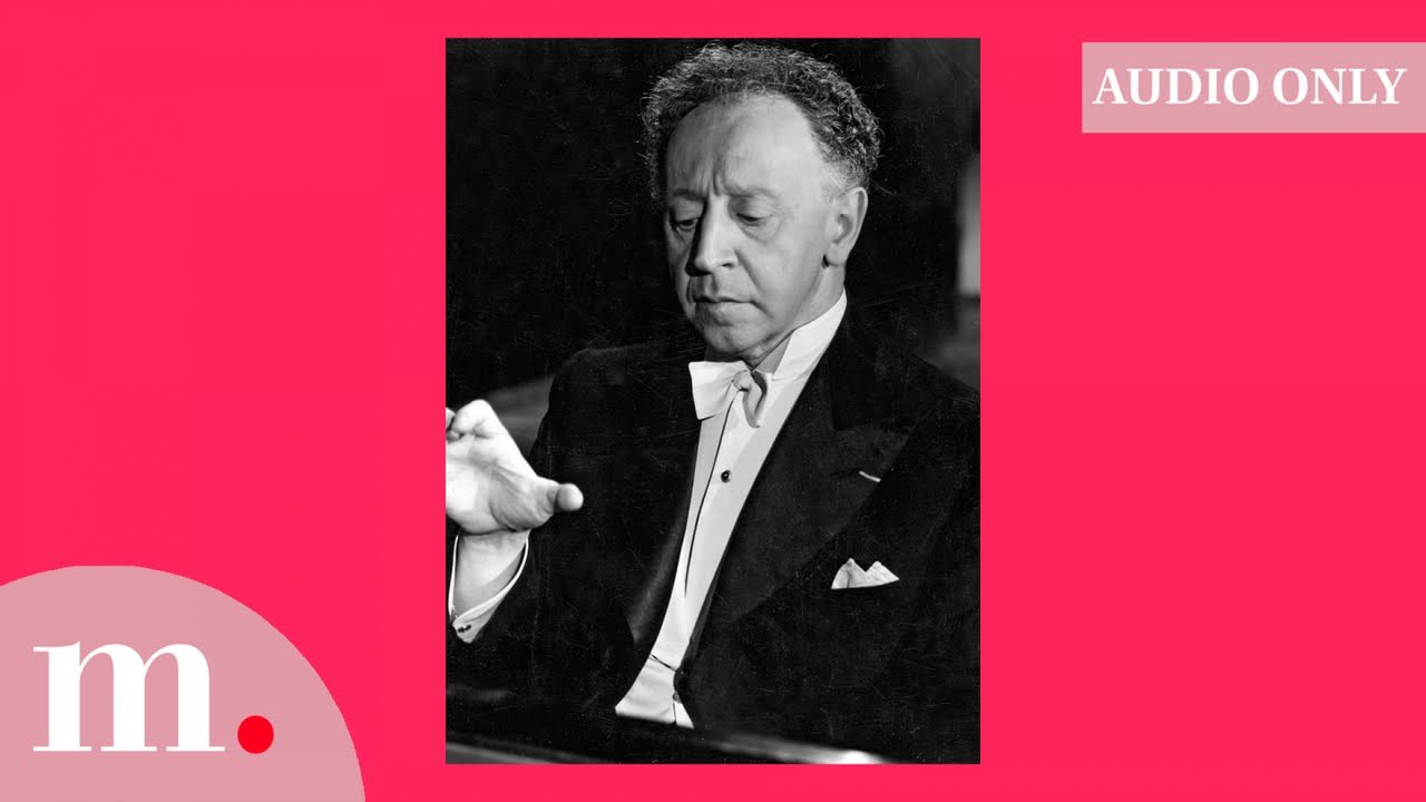 Arthur Rubinstein performs Mozart's Piano Concerto No. 23 with Sir ...