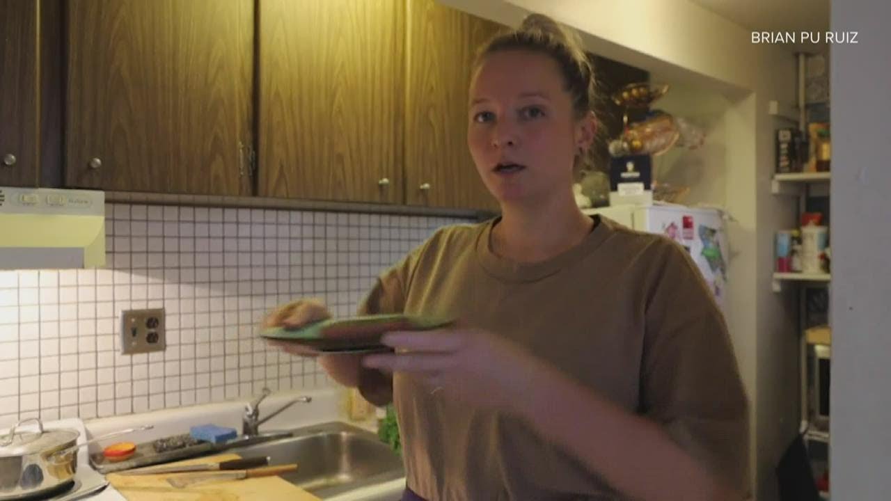 Top Chef All-Star Stephanie Cmar moves to Maine - YouTube