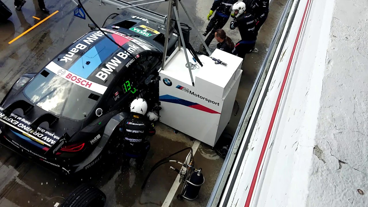 DTM Hungaroring pit crash - YouTube