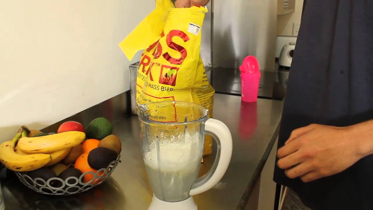 Mass Freak Mass Gainer - Review - YouTube
