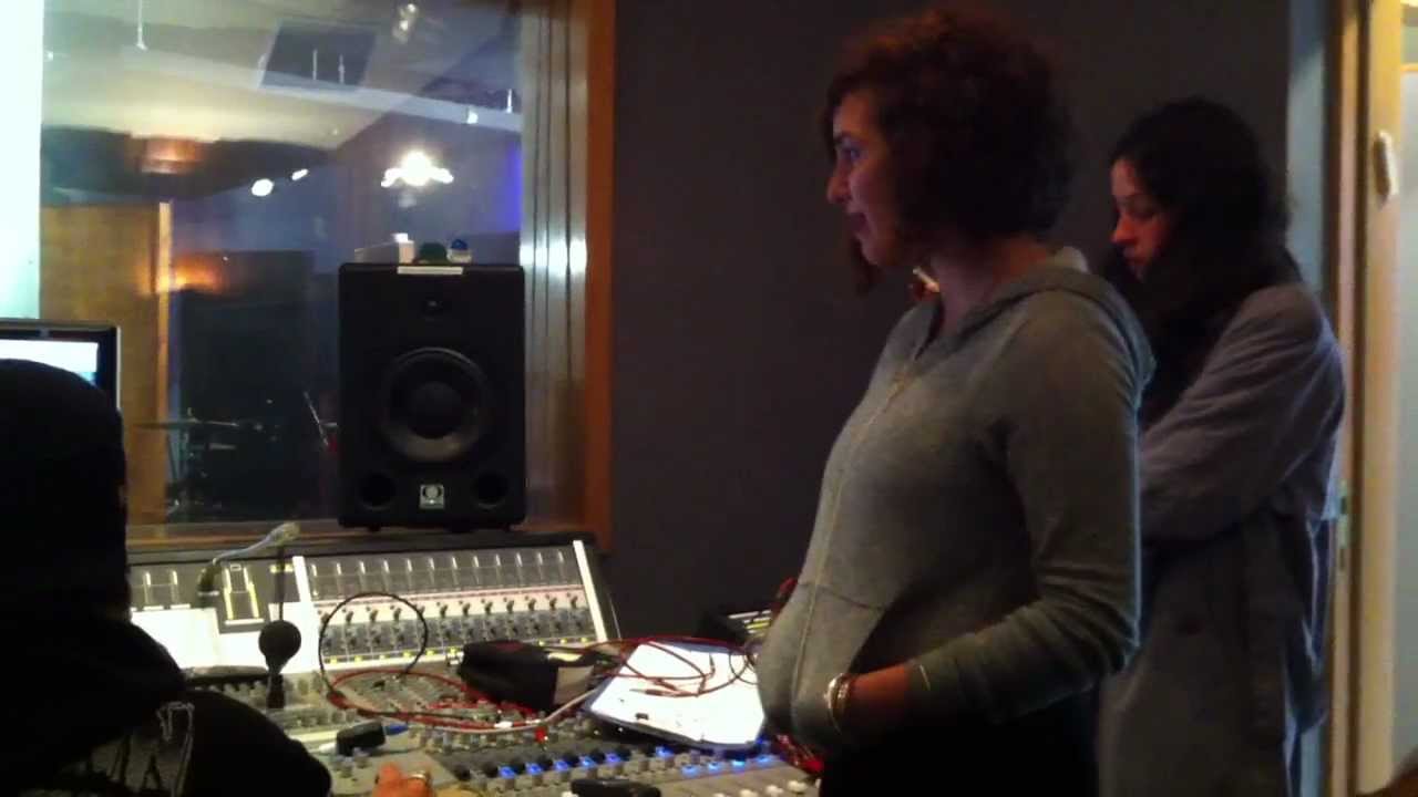 3421 feat. Miss Red - Teaser @ Anova Music Studios - YouTube