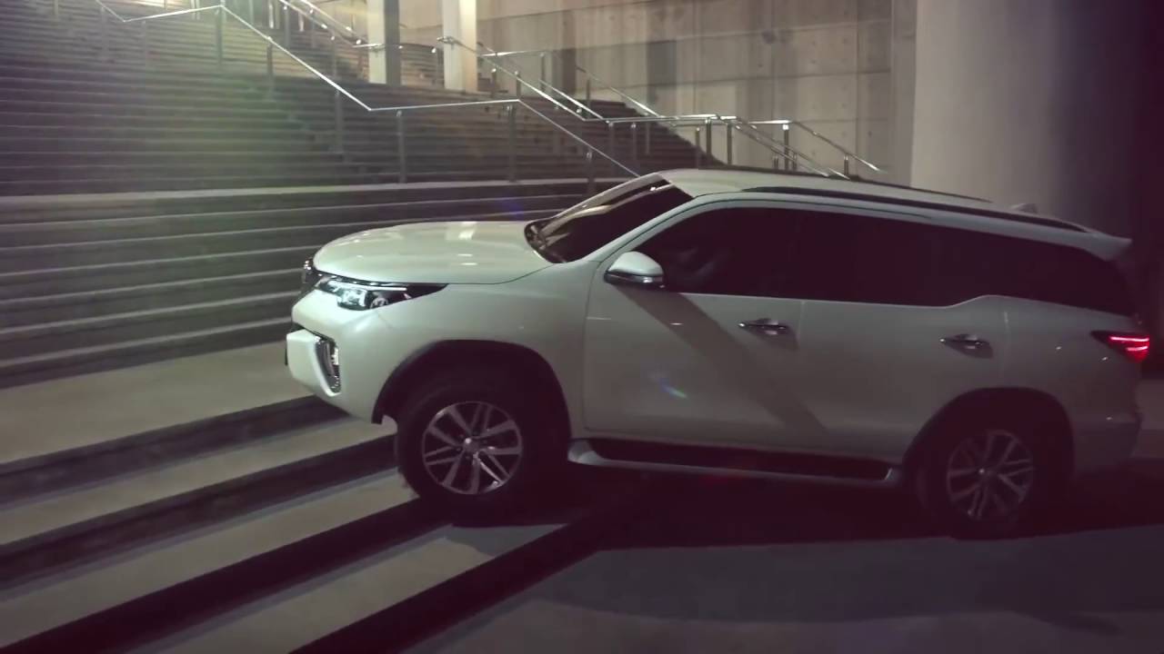 2016 Toyota Fortuner Review - Test Drive - YouTube