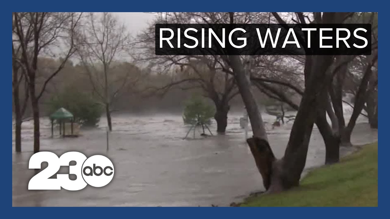 Heavy rains bring flooding to Lake Isabella area - YouTube