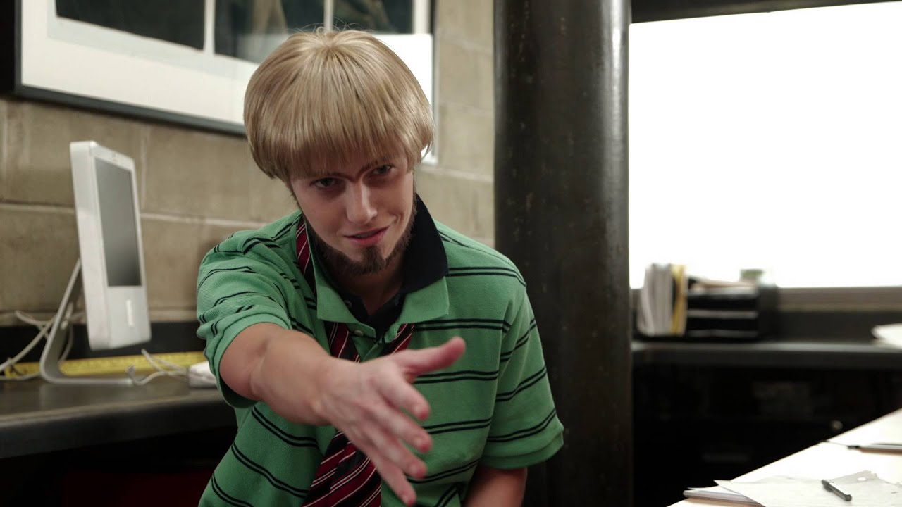 Two Guys Named Josh | 'Real Men Get Jobs' | MTV - YouTube