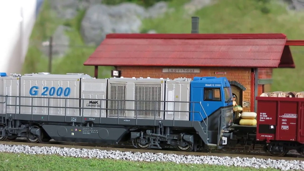 Mehano Vossloh G2000 H0 - YouTube