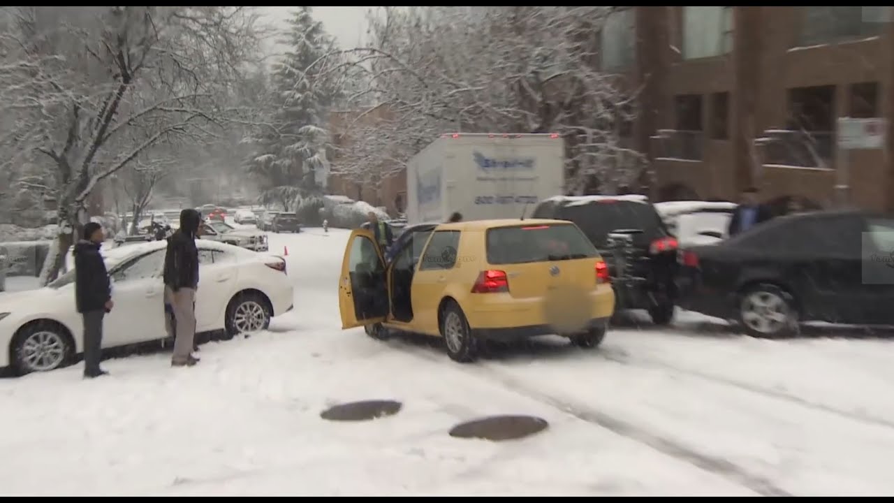 WINTER FAILS Icy roads, Car Sliding Crash, Snow Accidents compilation ...