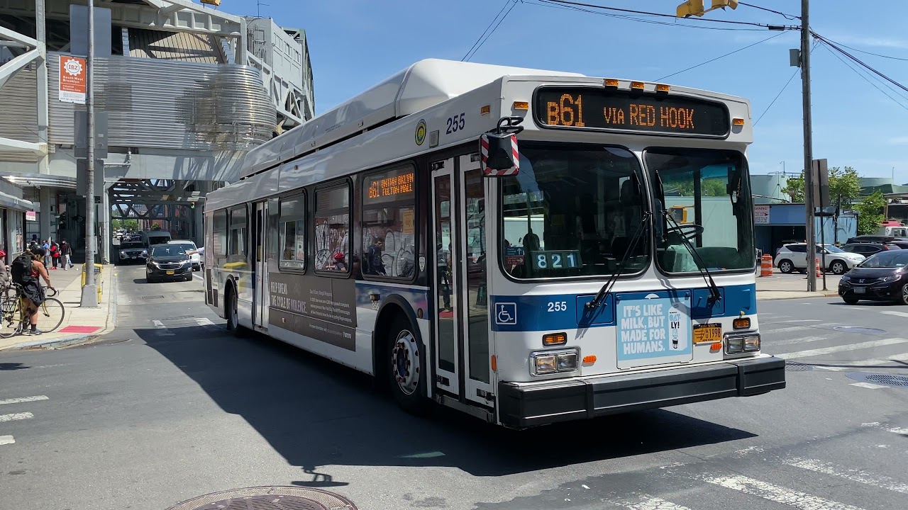 MTA New York City Bus 2011 New Flyer Industries C40LF 255 on the B61 ...