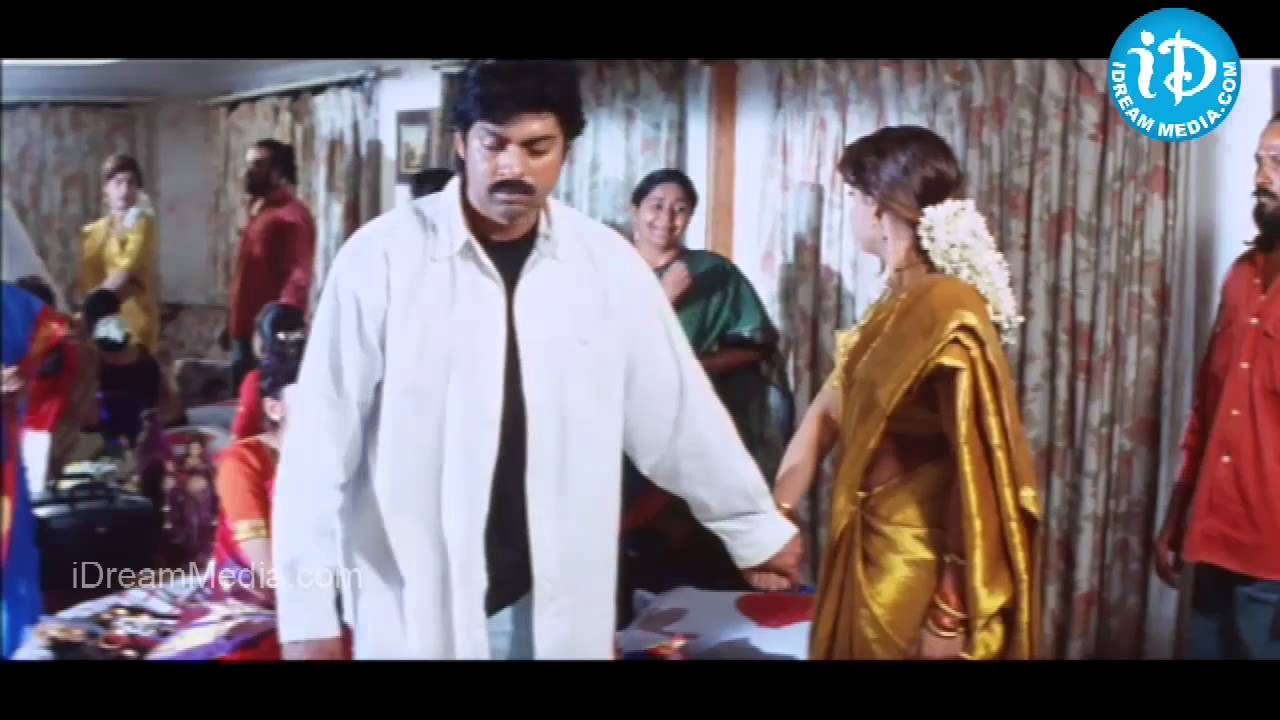 Jagapathi Babu, Banerji Fight Scene - Priyaragalu Movie - YouTube