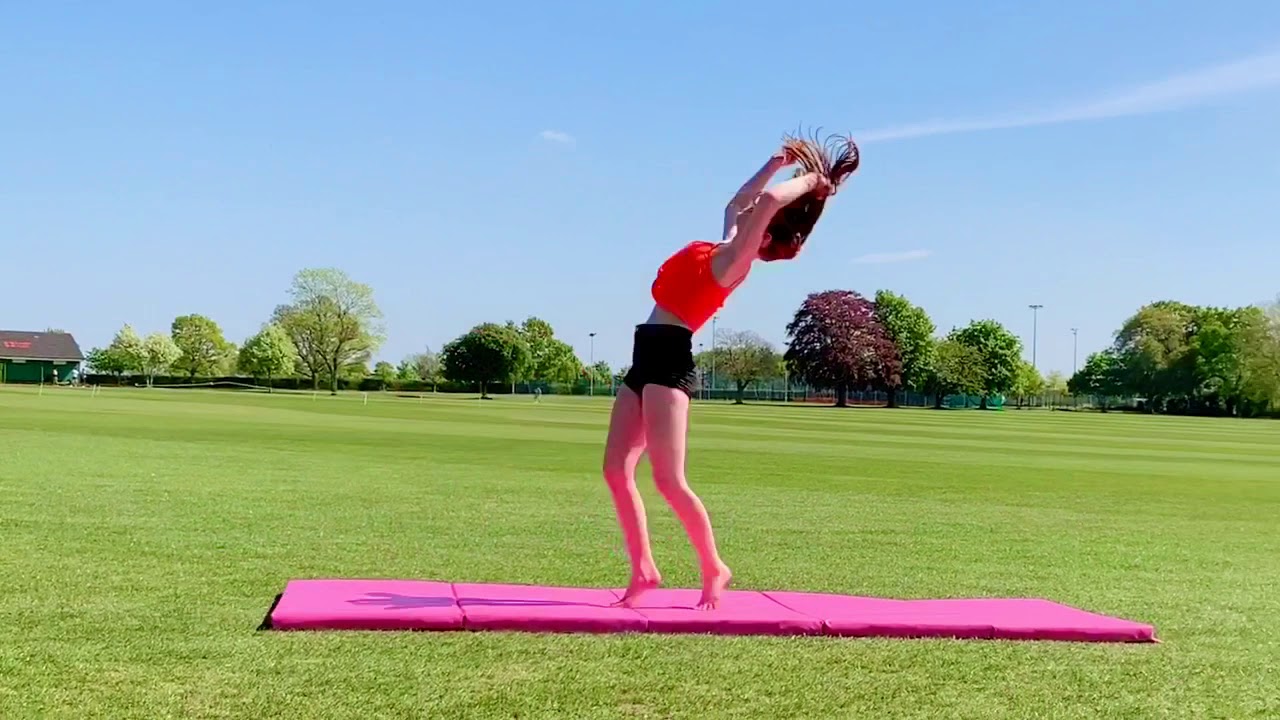 ️ GYMNAST KARINA DOES GYMNASTICS TUMBLING on her Cannons UK 4 fold mat ...