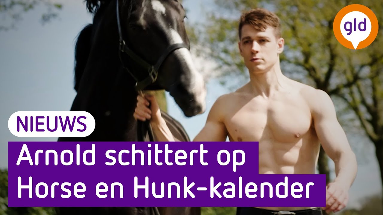 Arnold schittert op de Horse and Hunk-kalender - YouTube