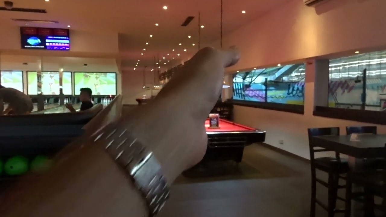 Strike Ten Pin Bowling in Bali - take the kids and enjoy the vibe ...