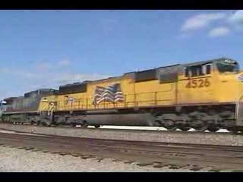 UP 4526 leads out of Hamlet - YouTube