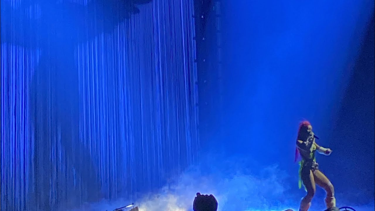 Doja Cat, Scarlet Tour - Intro WYM Freestyle Demons Tia Tamera Shutcho ...