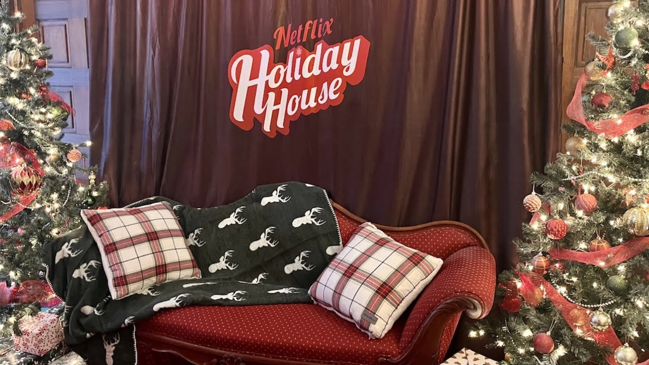 Here's a look inside Netflix Canada's free holiday house in Toronto ...