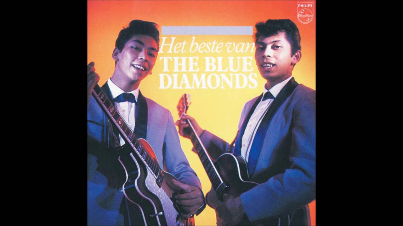 Blue Diamonds - Itsy Bitsy Teenie Weenie Honolulu Strand Bikini - YouTube