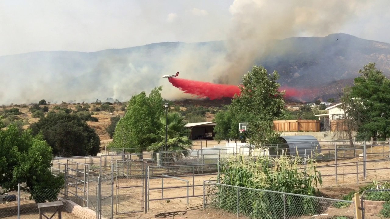 Yucaipa, CA Northbench Wildfire - YouTube