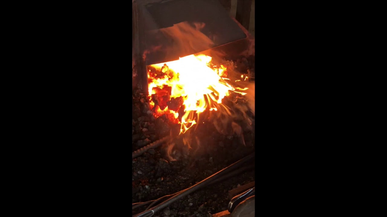 FIRE WELDING (BASICS OF BLACKSMITHING) - YouTube