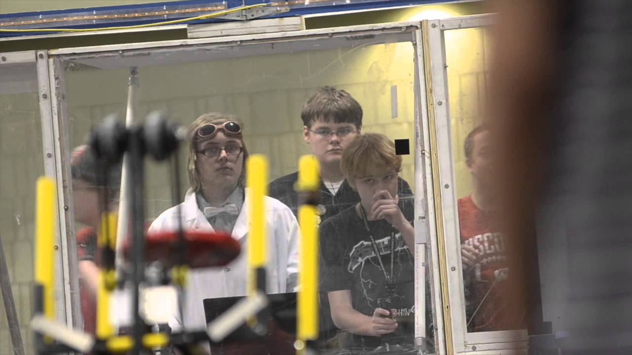 Robots invade Lakeshore Technical College - YouTube