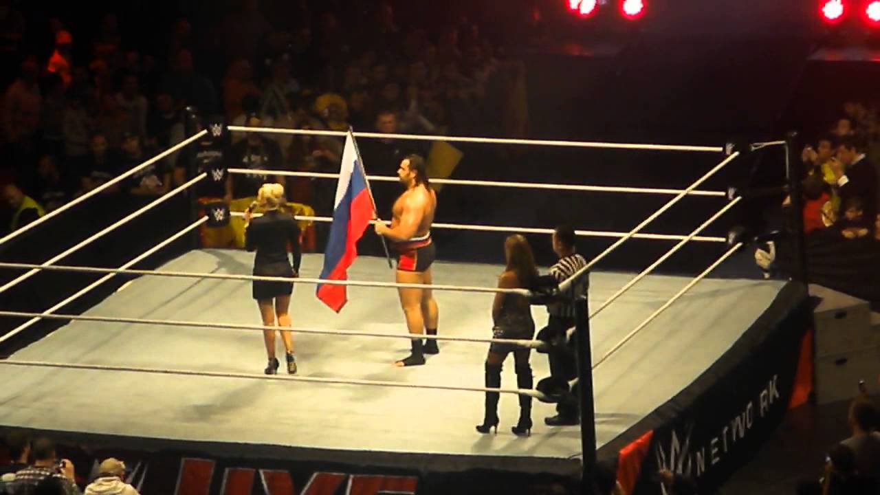 Rusev vs Big Show. United States Championship WWE Live Madrid - YouTube