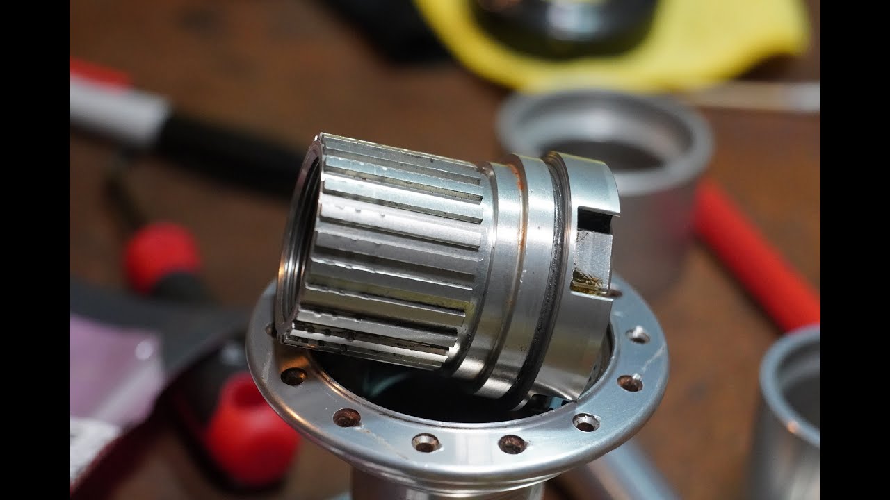Hope Pro 4 Microspline Freehub - Removing Bearings - Both Bearings Push ...