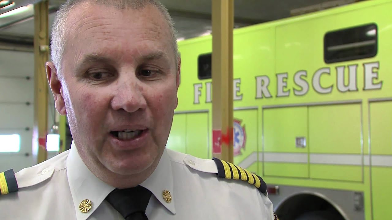 John Lane named new Fire Chief - YouTube