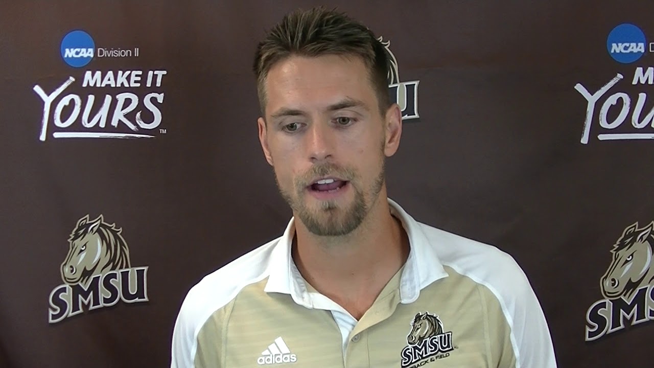 Dan Allen previews the 2017 cross country season - YouTube