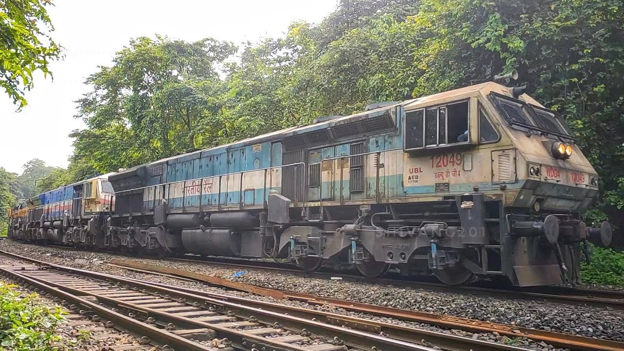 5 Diesel Engines with Freight Train at Braganza Ghat - YouTube