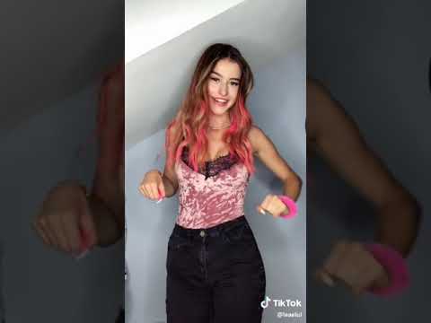 Lea elui boobs bouncing