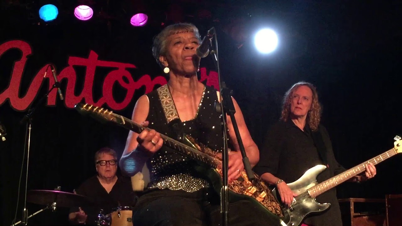 Barbara Lynn performing "You'll Lose a Good Thing" live on July 10 ...