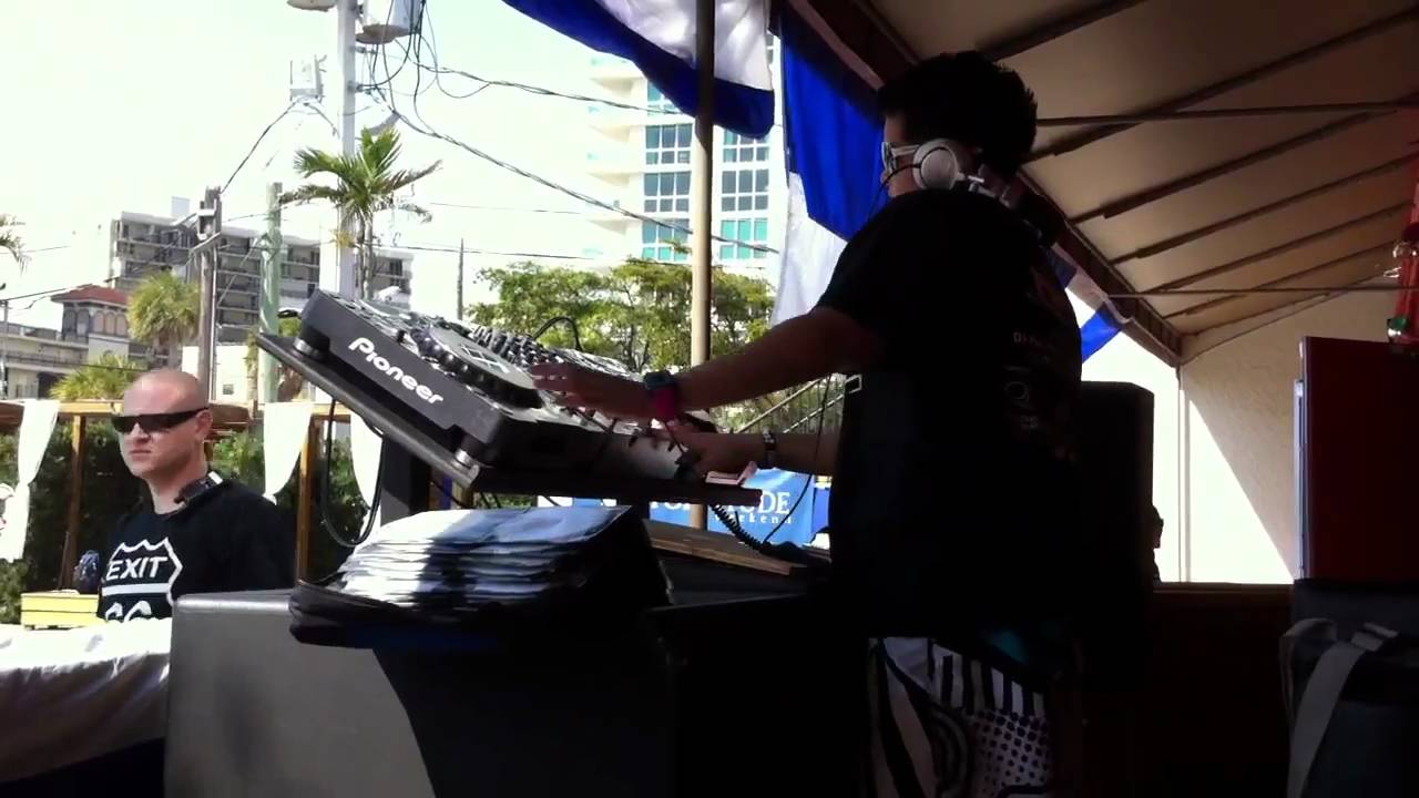 DJ Pat Pat on the turn table! - YouTube