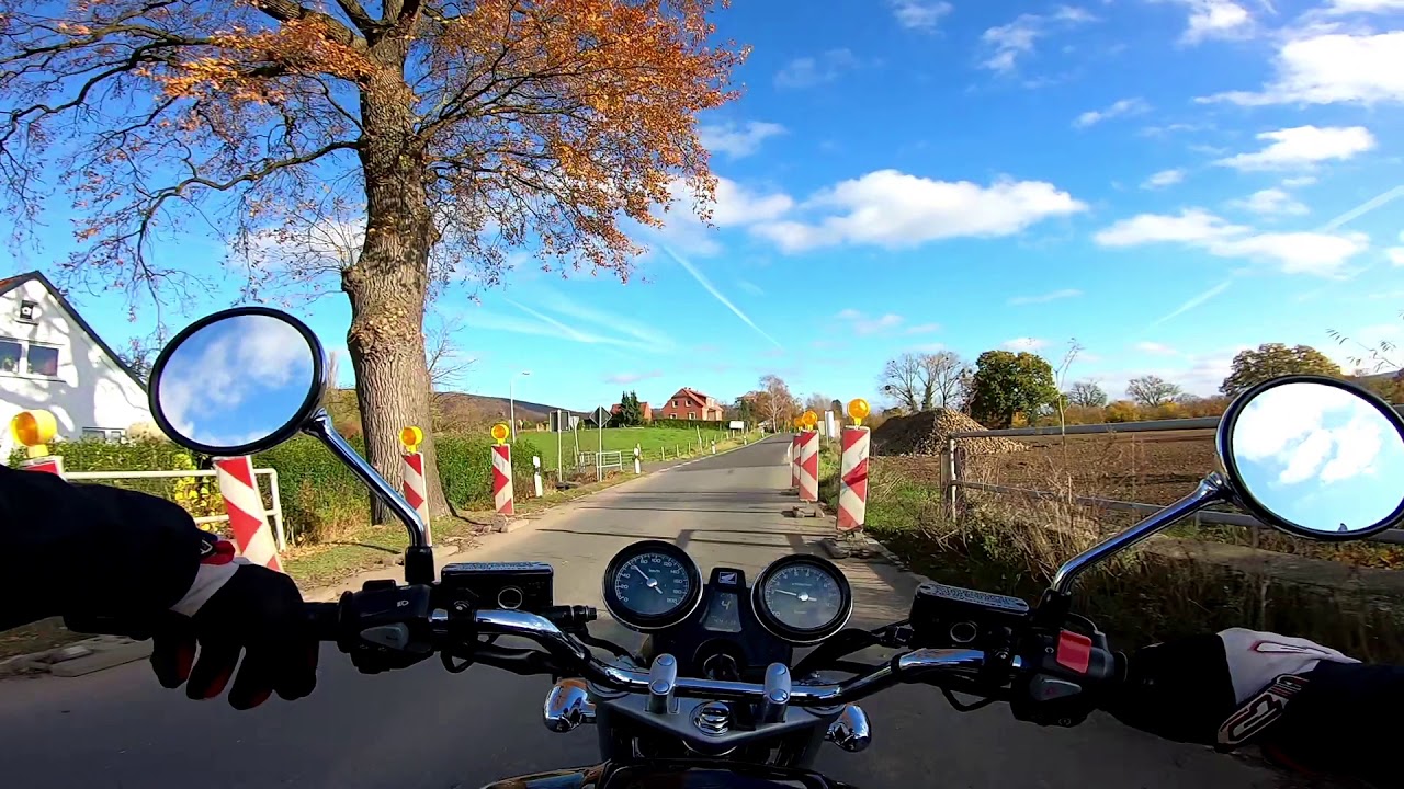 Honda CB1100 Four - YouTube