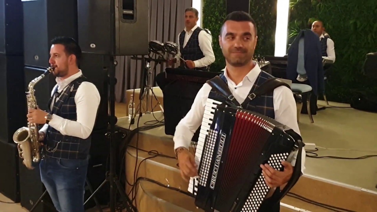 Iulia și Michel .Ionela Anghel Popa și formația tel 0744362647.Live ...