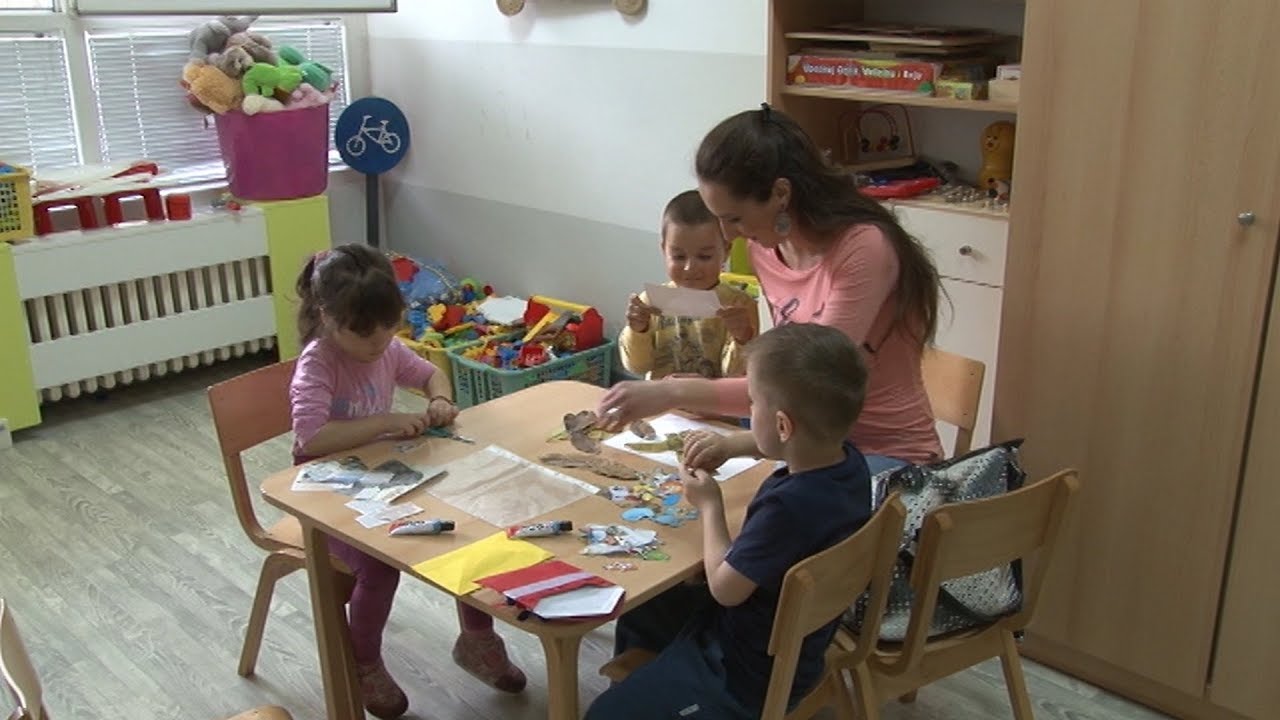 Druženje roditelja i dece u vrtiću "Veseljko" - YouTube