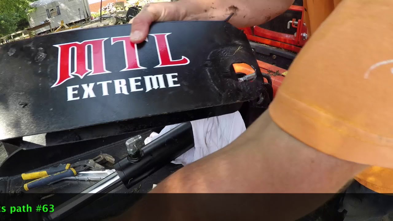 Grapple Repair, Installing the Hydraulic Cylinder on a Grapple #64 ...
