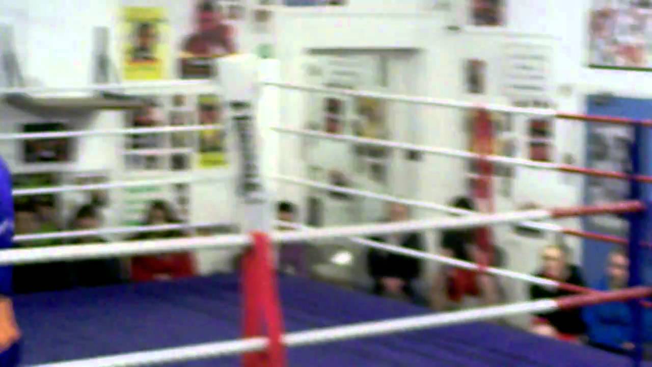 Sandy Row Boxing Club Show, March 2011 (Round 1) - YouTube