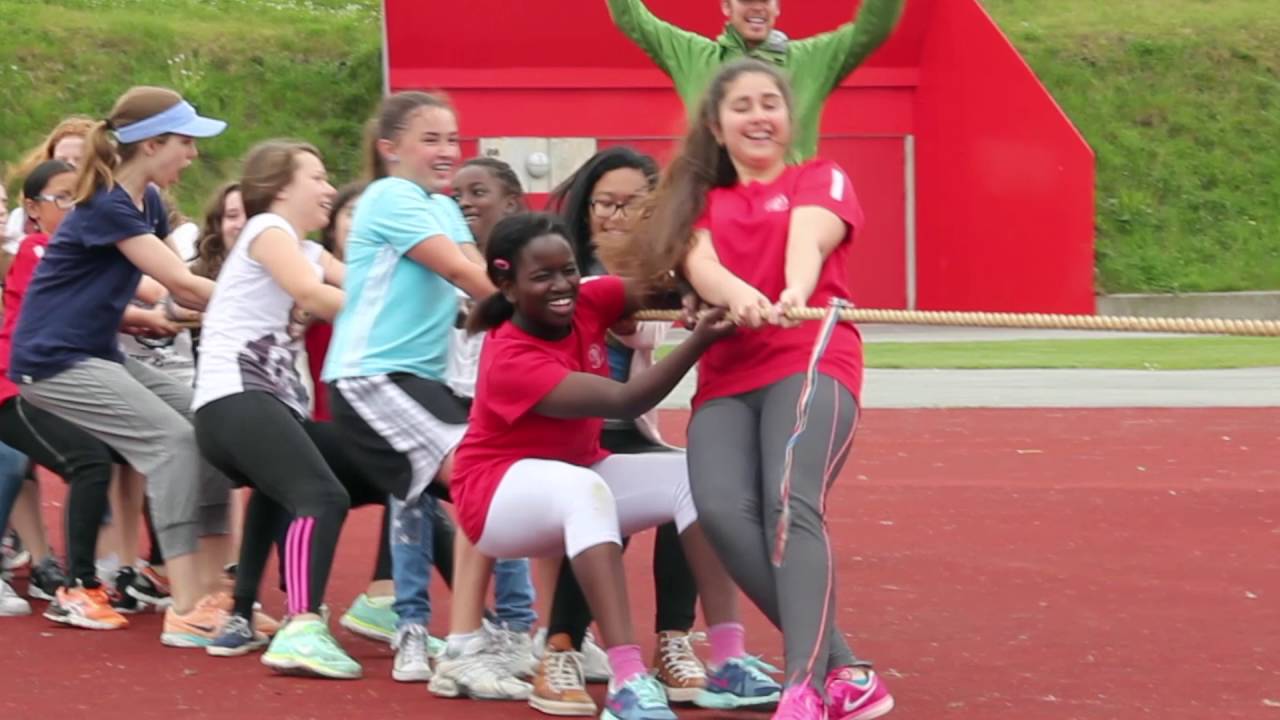 ISS Middle School 2016 Tug of War - June 2016 - YouTube