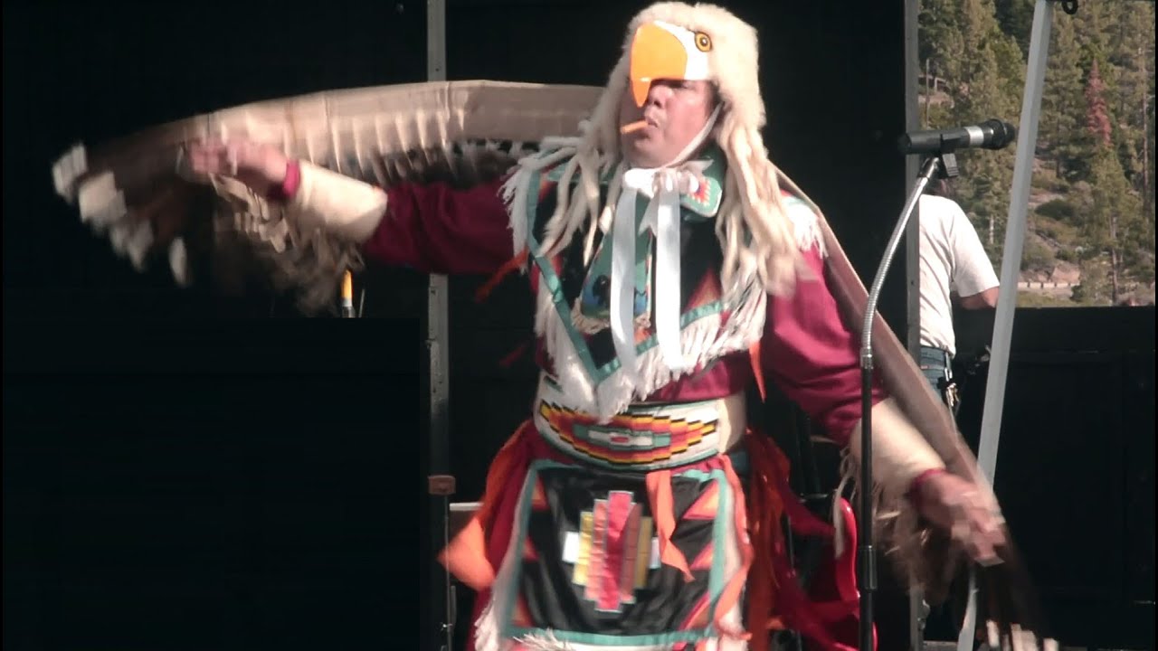 Eagle Dance at the Tahoe Expo - YouTube