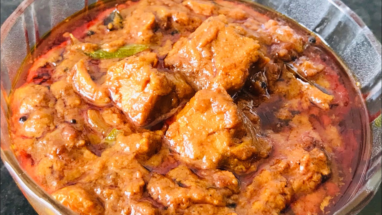 Karuvadu Kuzambu Recipe in Tamil / Vanjara Meen Karuvadu Kuzhambu ...