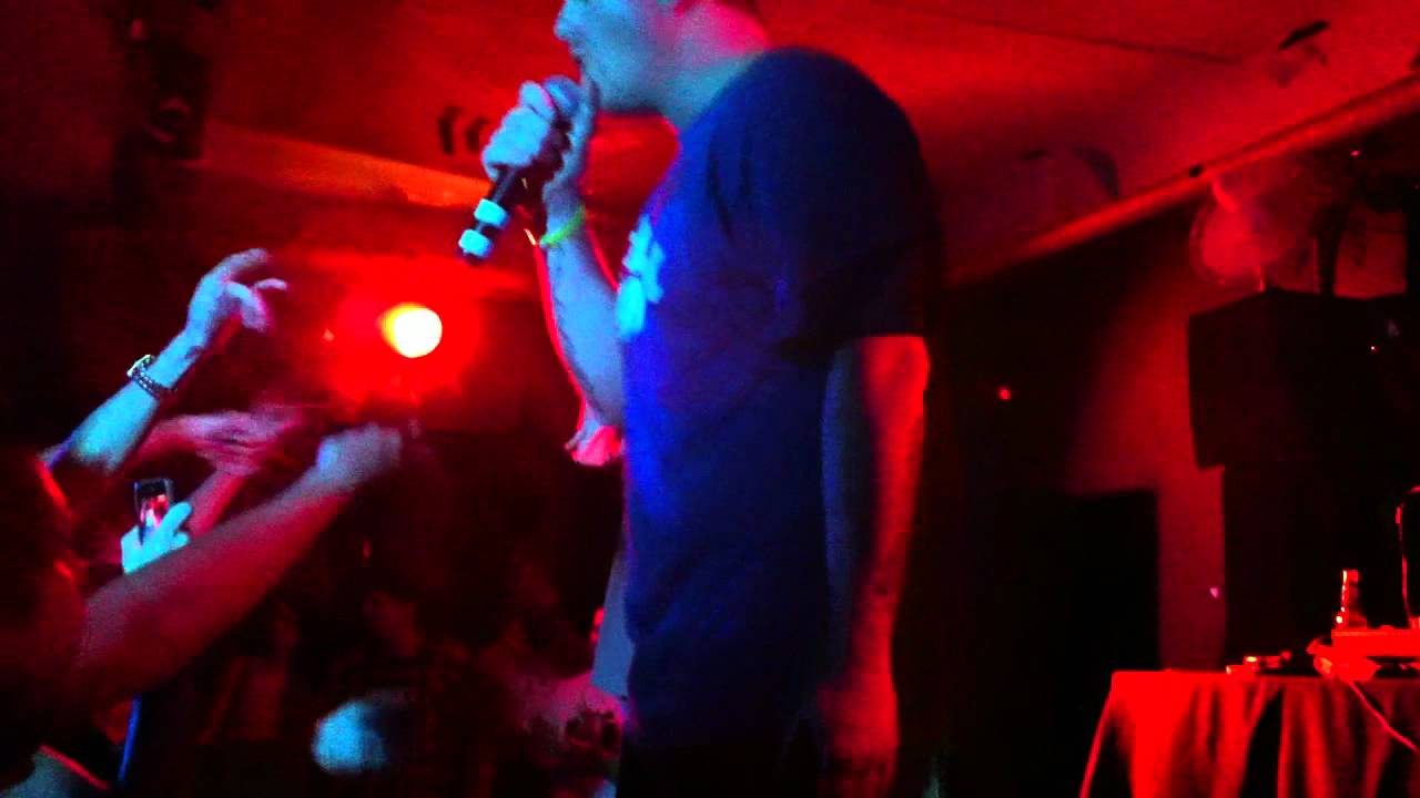 Bias B - Hursty LIVE 2011 - YouTube