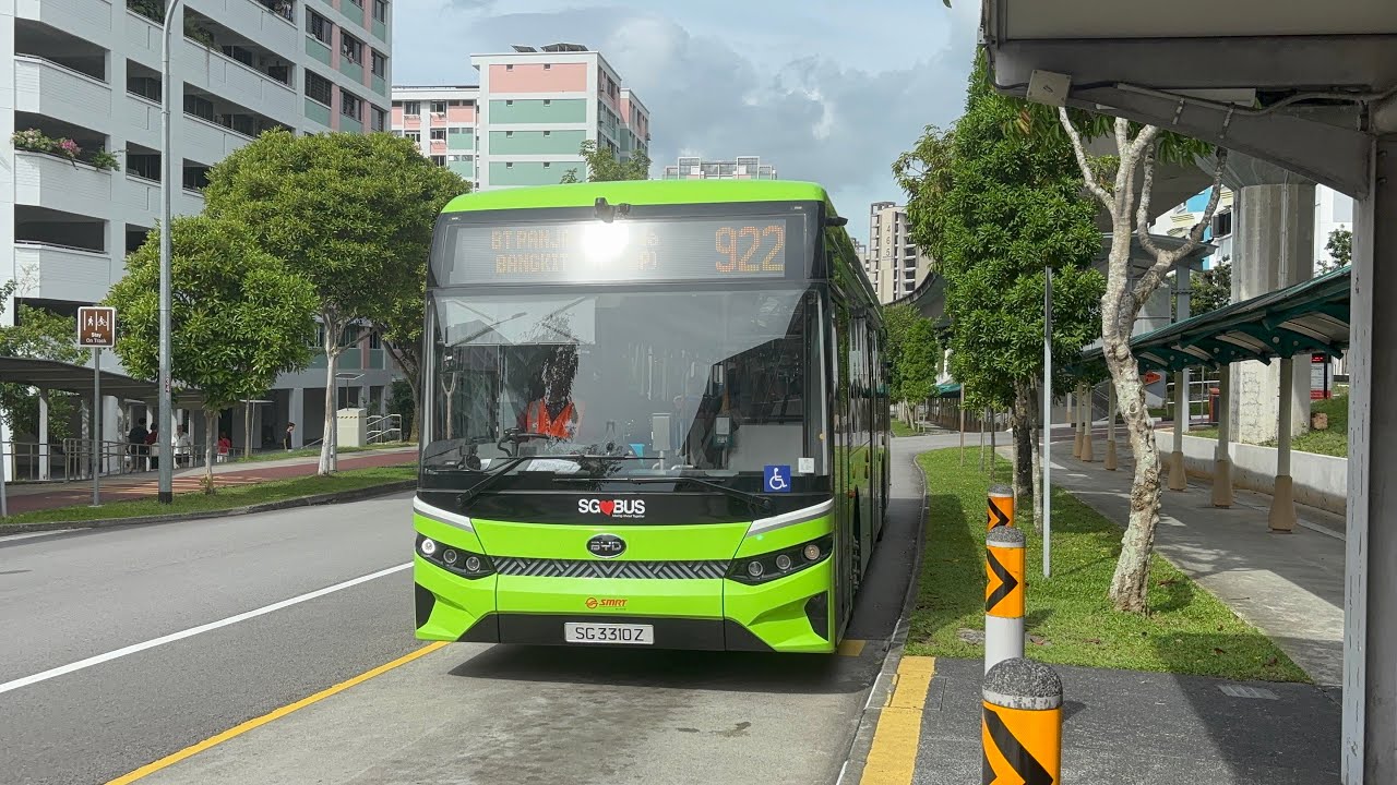 SMRT Buses BYD BC12A04 [SG3310Z] on Feeder 922 - YouTube