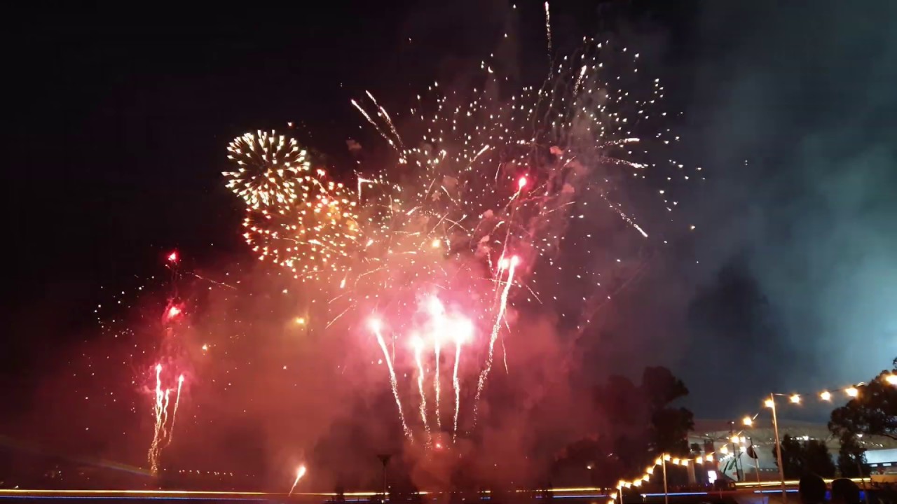 New Years Eve Fireworks - Including Riverbank Fire - Adelaide - 2019 / ...